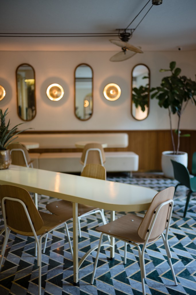 Ananas | Maha Alessa | Kuwait City